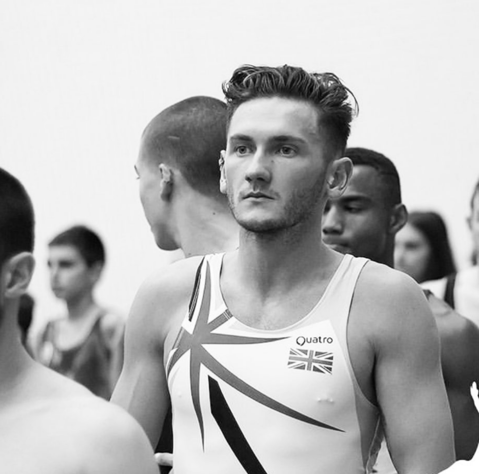 El gimnasta Luke Strong sale del armario como bisexual - Shangay