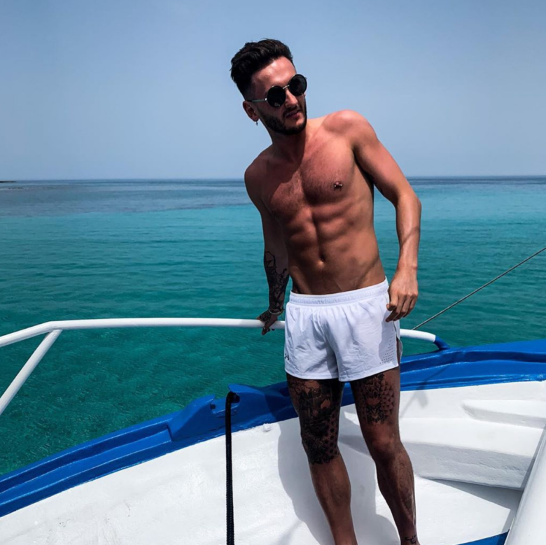 El gimnasta Luke Strong sale del armario como bisexual - Shangay