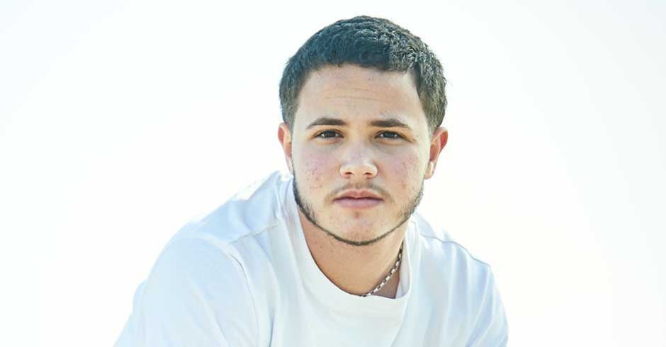 Adrián nos cuenta su vida como adolescente trans (todo un ejemplo de ...