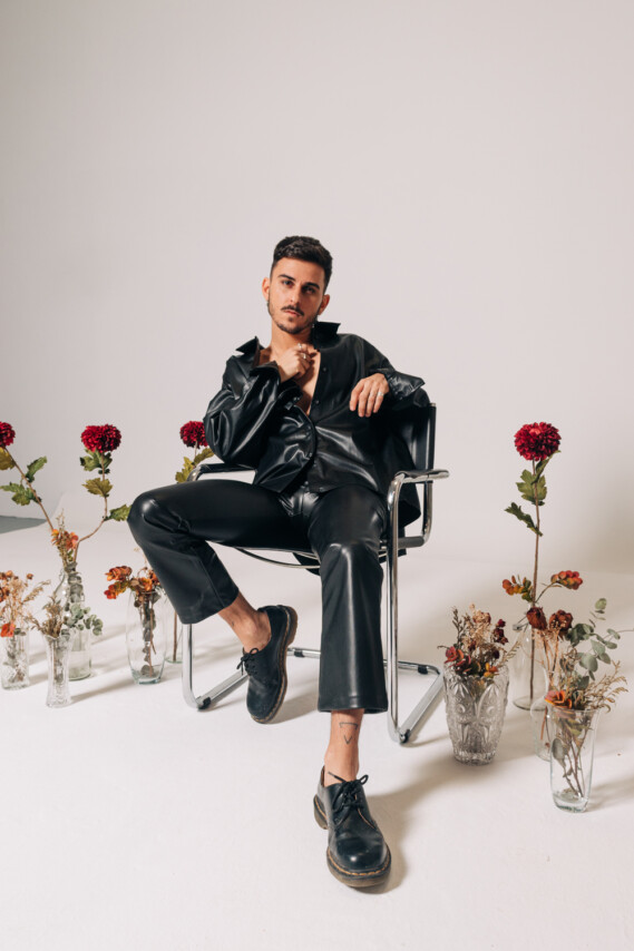 Sienna: "Las redes son efímeras, y el arte no debería serlo" - Shangay