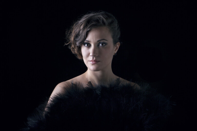 Julie Fuchs, la nueva dama de la ópera francesa que conquista al mundo ...