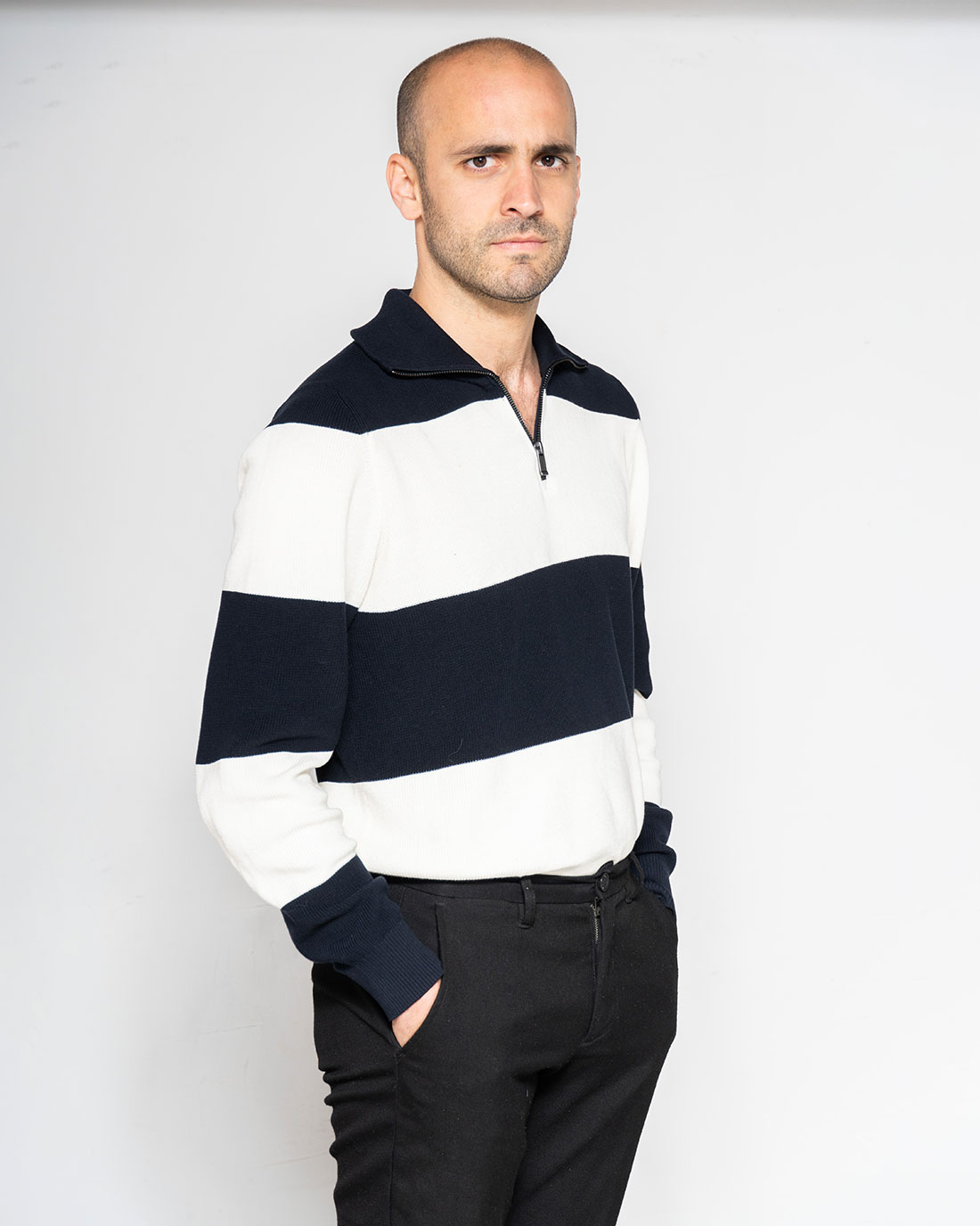 Pablo Chaves estrena 'Algunos días' en el CDN - Shangay