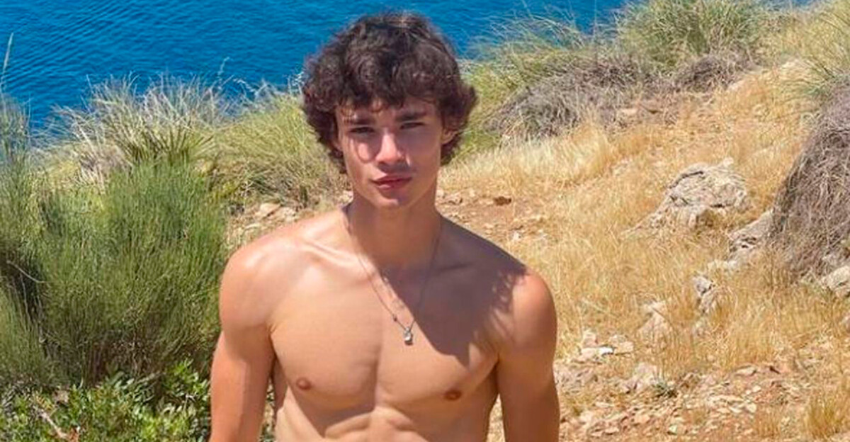 Descubre al nuevo trío de guaperas que estudia en 'Élite 7' (y uno de ...