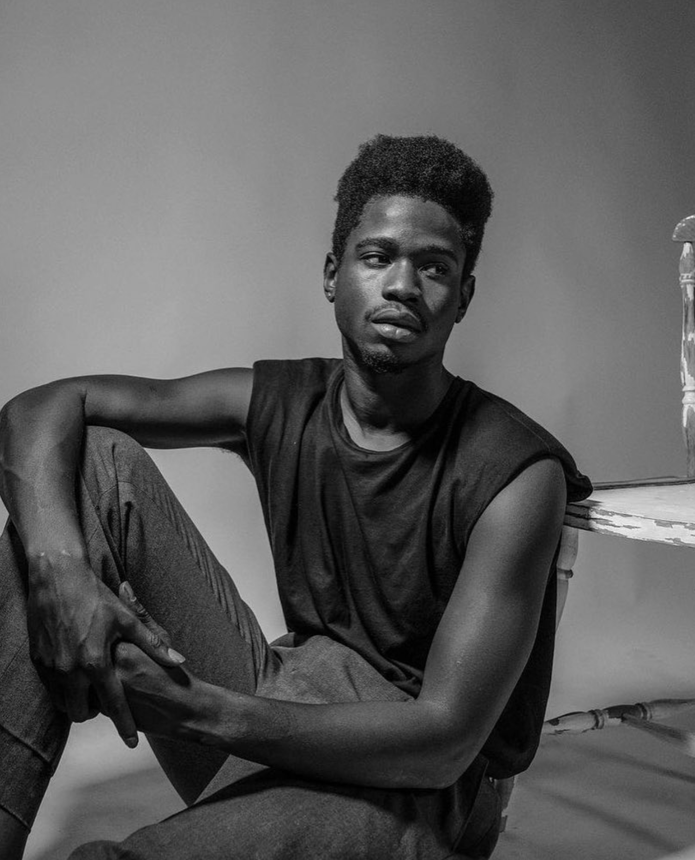 Descubre al nuevo trío de guaperas que estudia en 'Élite 7' (y uno de ...