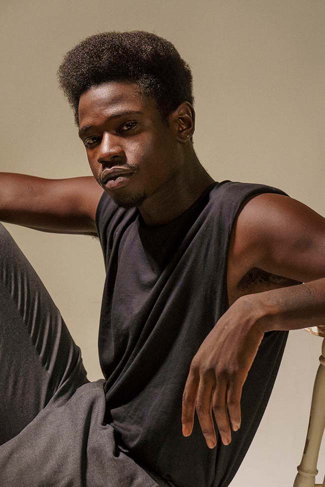 Descubre al nuevo trío de guaperas que estudia en 'Élite 7' (y uno de ...