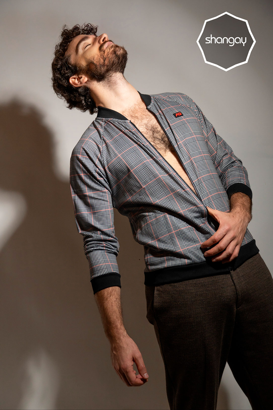 Rubén de Eguía vuelve a Madrid con 'En mitad de tanto fuego' - Shangay