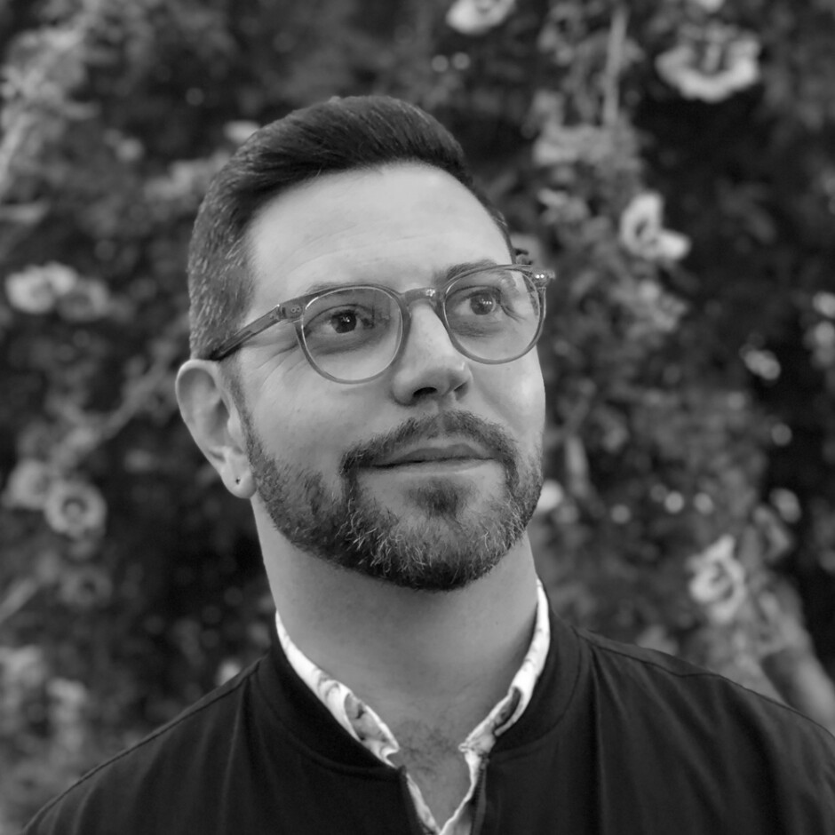 Ramón Martínez, autor en Shangay