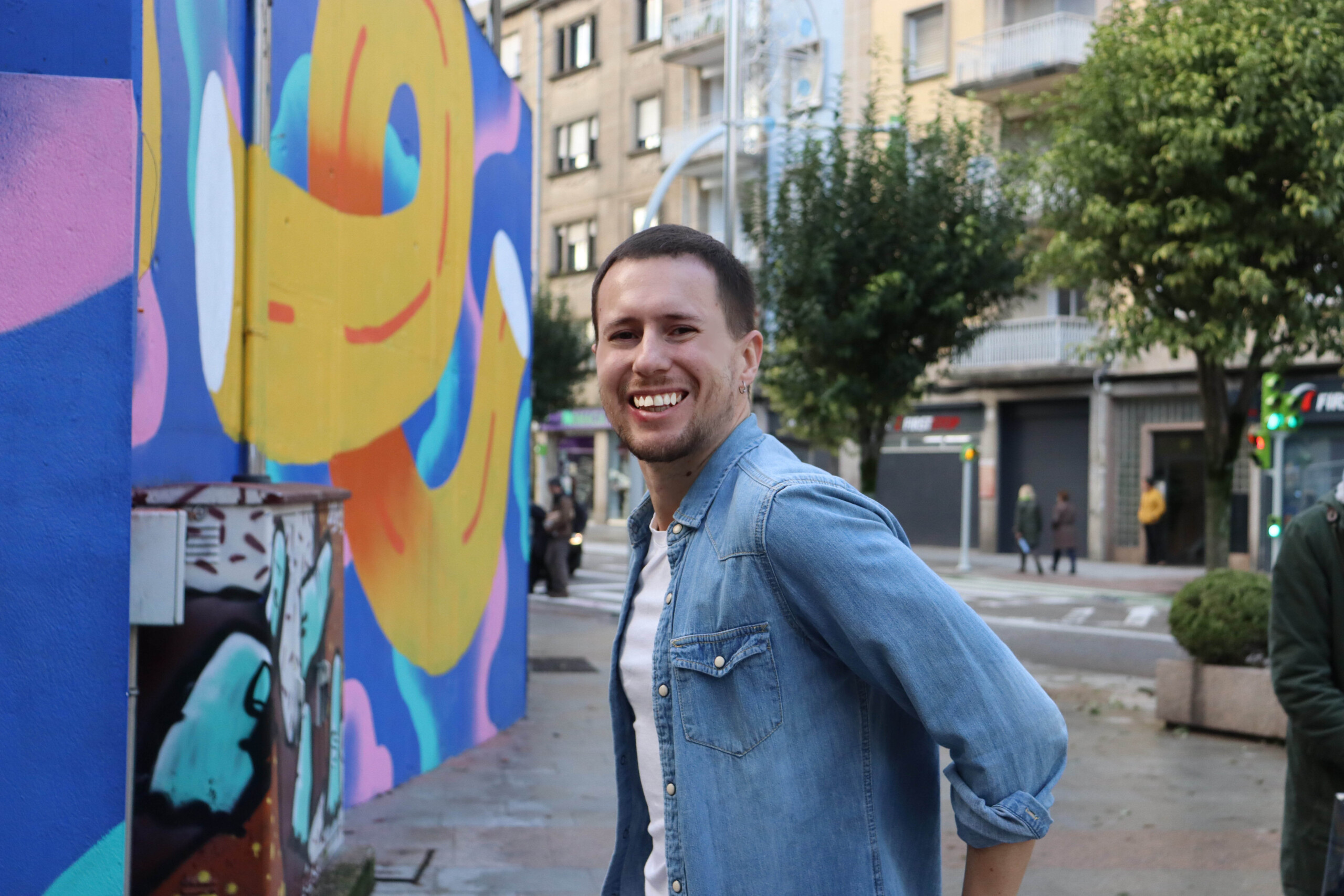 Vive el primer amor de verano de un adolescente gay en 'Chico! Lo que ...