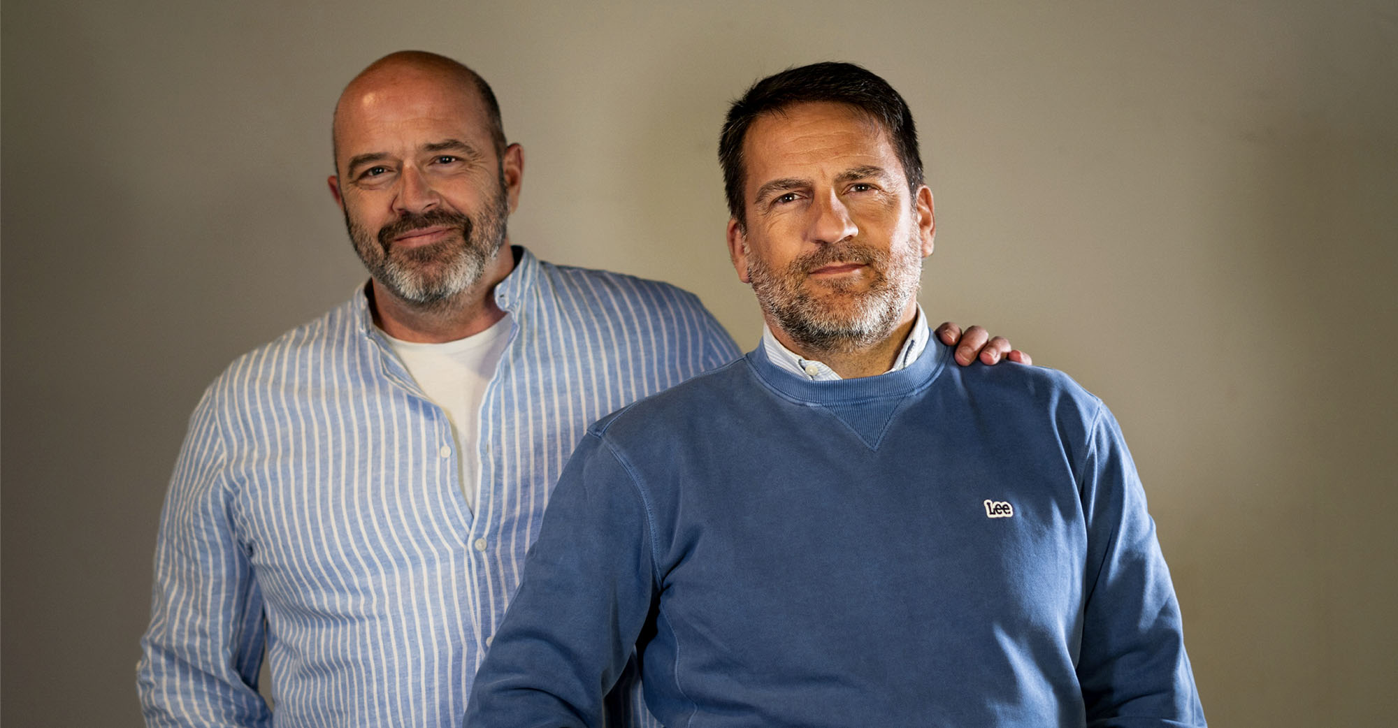 Juan Loste presenta su novela 'Isabelle' - Shangay