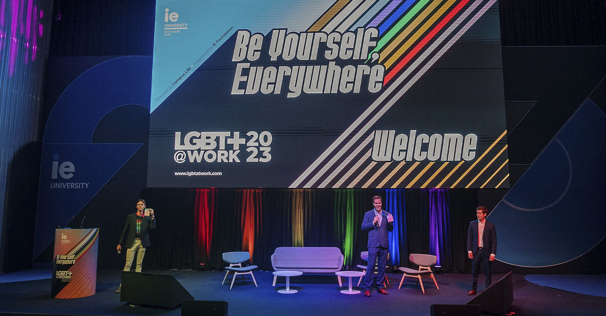 Celebra el Orgullo gracias a LGBT+ @Work el 27 de junio - Shangay