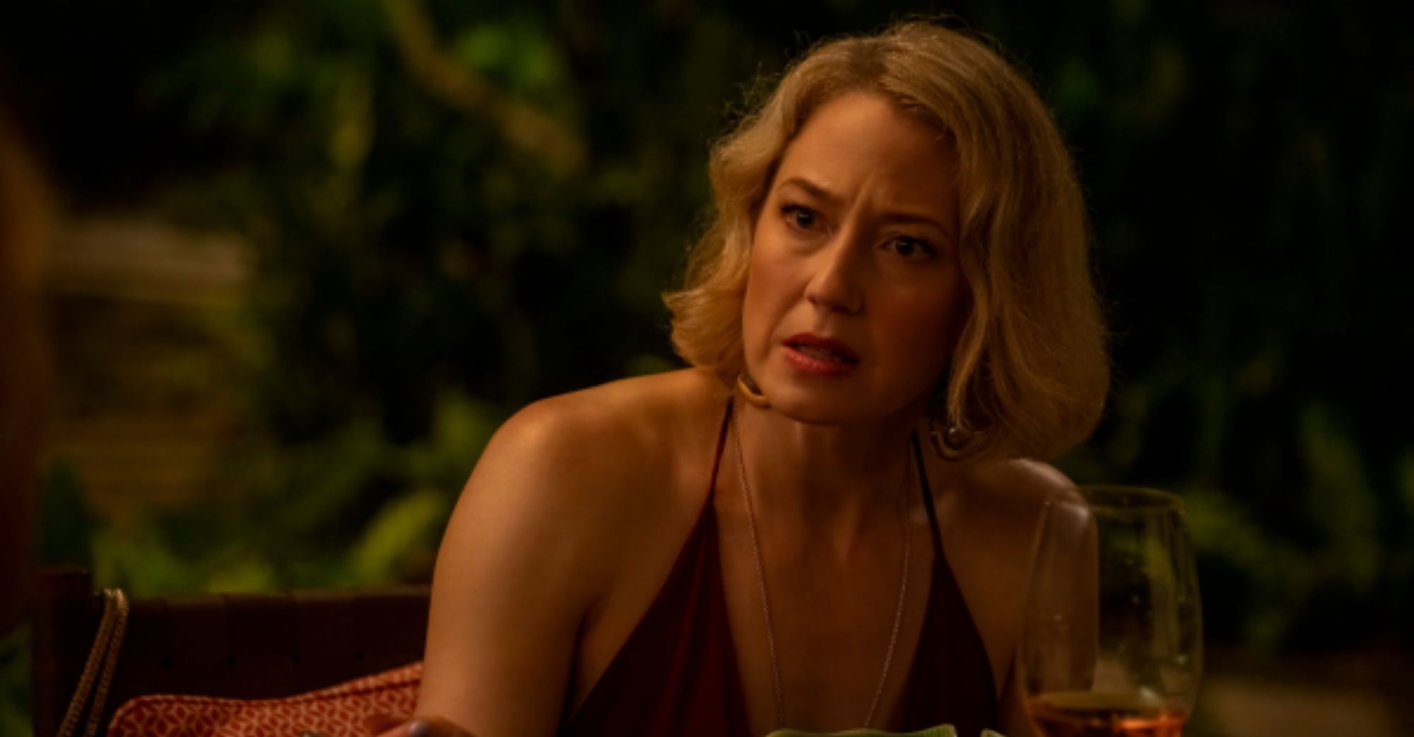 Así era la trama trans de 'The White Lotus' que eliminaron tras la victoria de Trump - Shangay