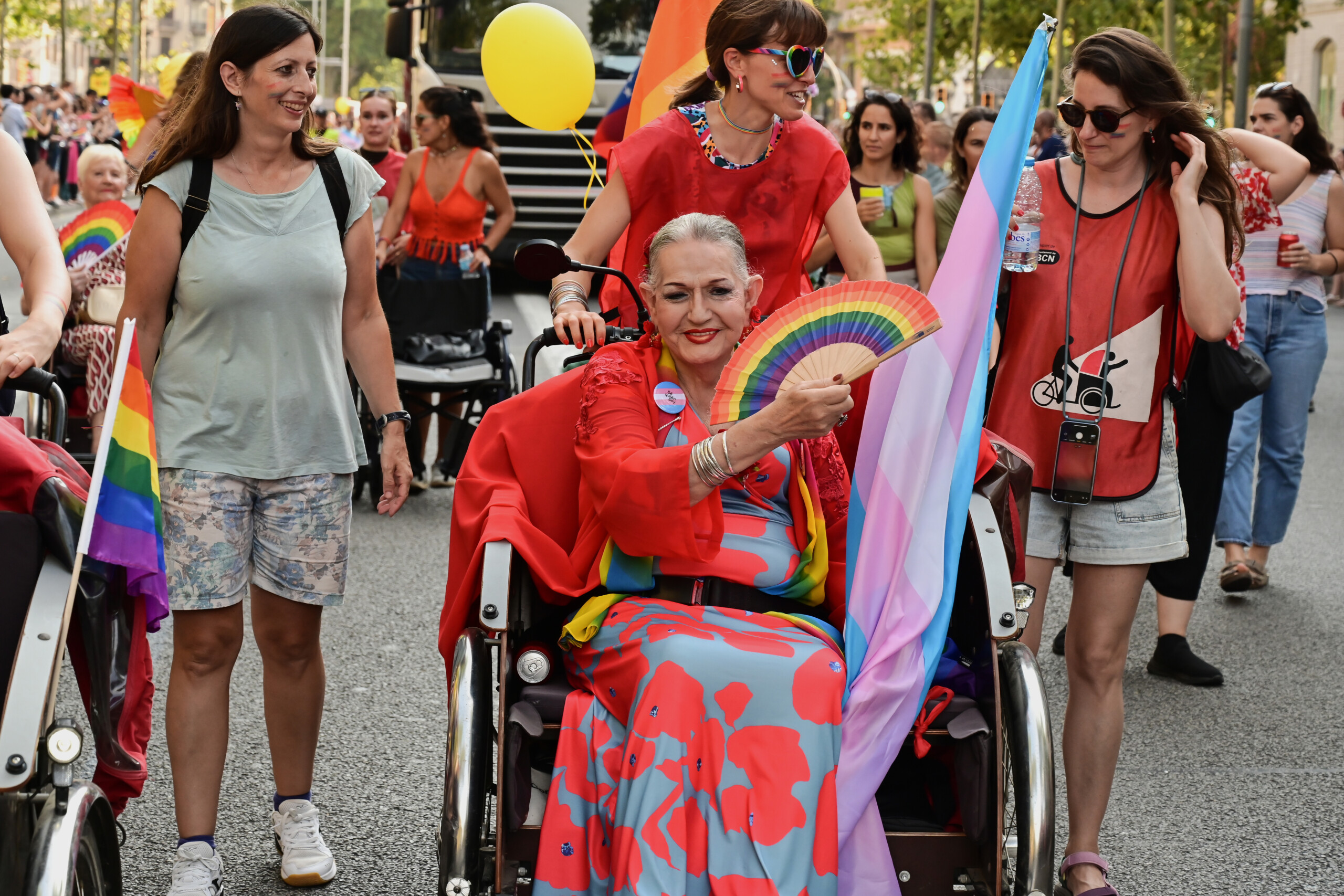 Mónica Naranjo y Chanel triunfan en el Pride Barcelona 2025 - Shangay